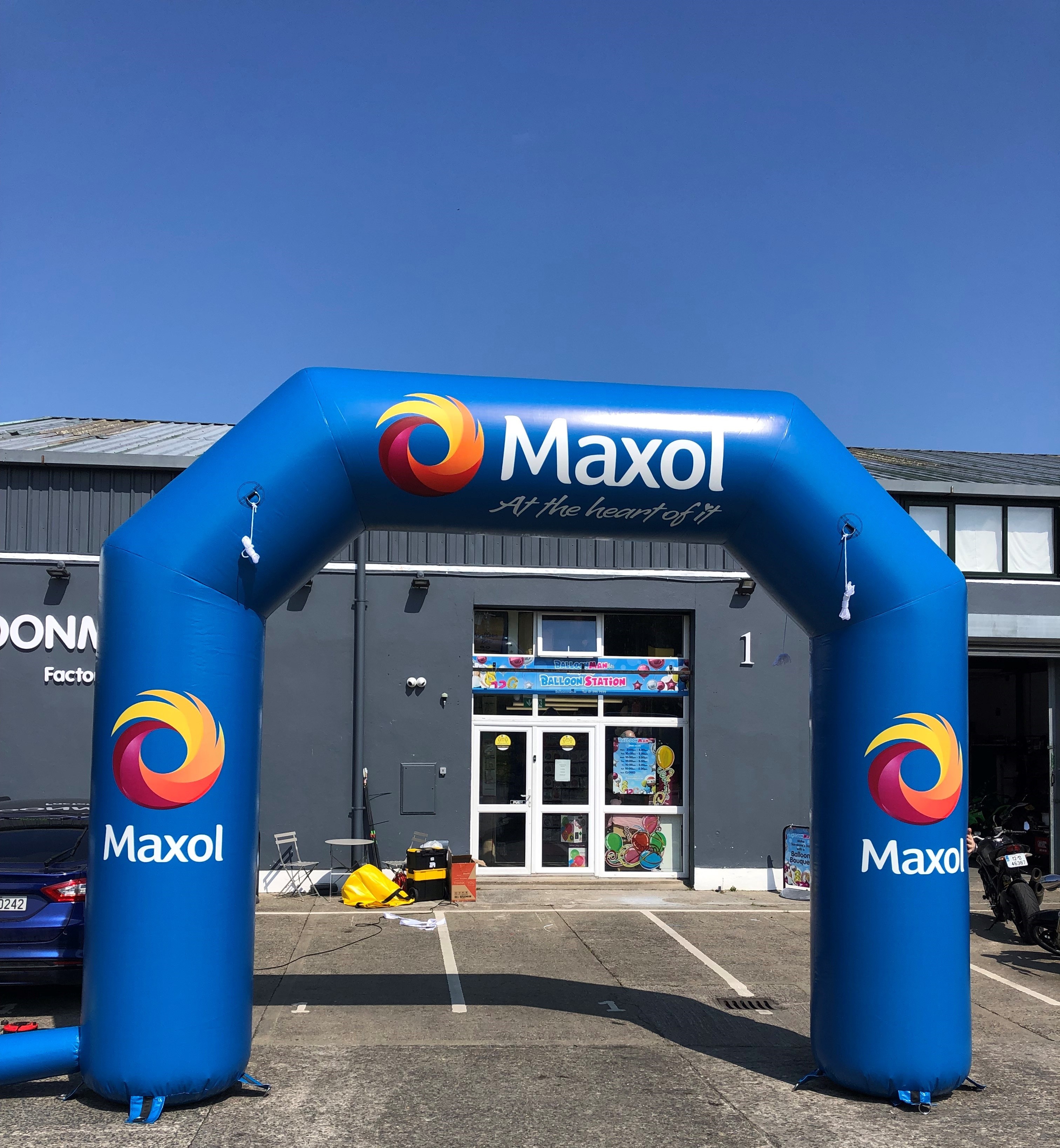 Maxol Arch 5m x 4m